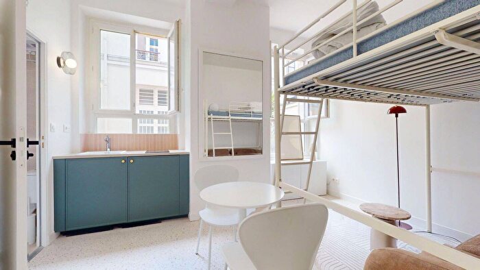Louis Blanc-Aqueduc, Paris 10ème arrondissement : Appartement 1 pièce à louer