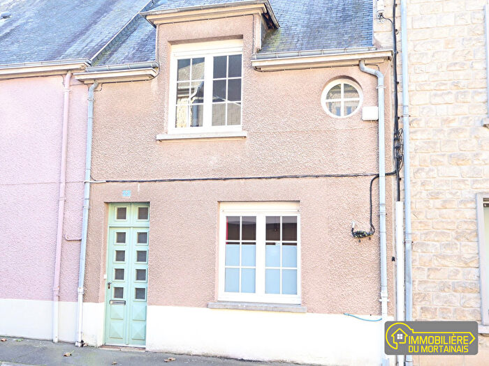 Maison à vendre - Mortain - 4 pièces - 3 chambres