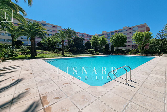 Appartement 4 pièces à Vallauris, Centre-ville, à vendre