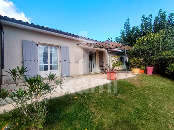 Maison à vendre - Génissieux - 7 pièces - 5 chambres