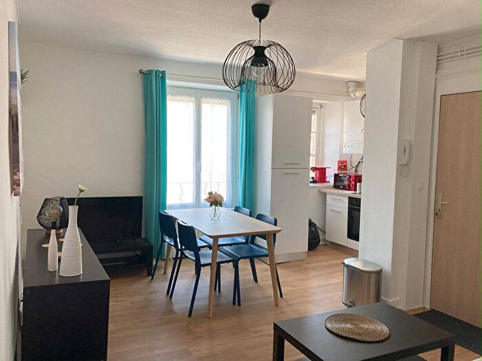Appartement à louer - Trois Quartiers-Centre Ville, Poitiers - 2 pièces - 1 chambre