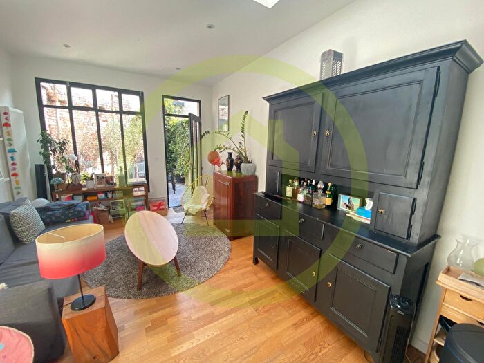 Maison à vendre - Roubaix - 5 pièces - 3 chambres