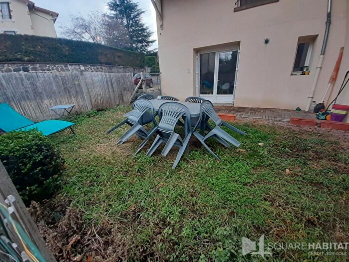 Maison à louer - Ceyrat - 2 pièces - 1 chambre