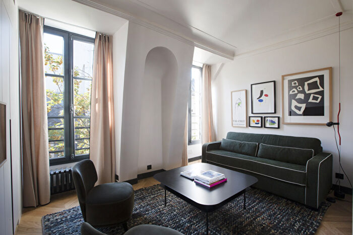 Appartement 3 pièces à Paris 6ème, Saint-Michel, Monnaie, à louer