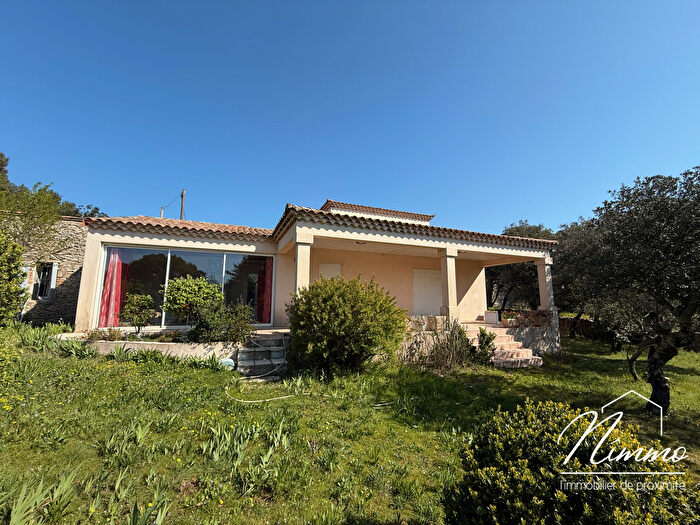 Maison à vendre - Nîmes, Terres de Rouvière, LEau Bouillie - 5 pièces - 4 chambres