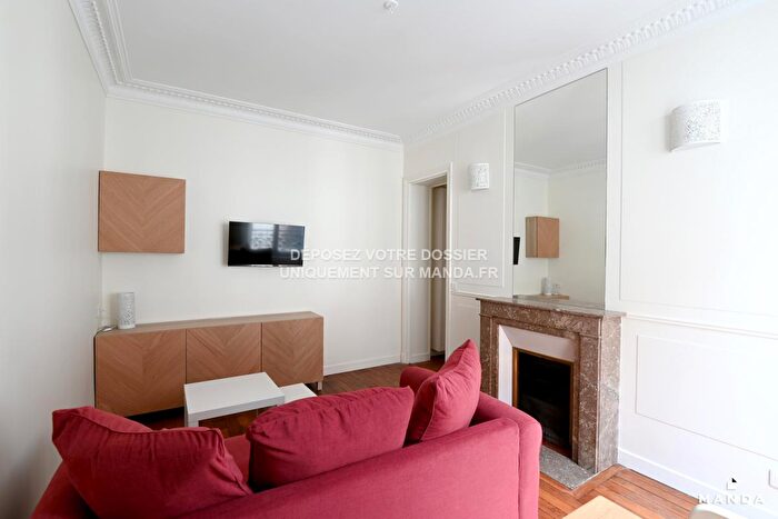 Paris 20ème, Gambetta : Appartement 2 pièces à louer