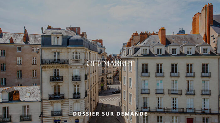 Appartement à vendre - Paris e , Trudaine, Rochechouart - 5 pièces - 3 chambres