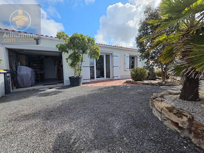Maison 4 pièces à Bouin, à vendre
