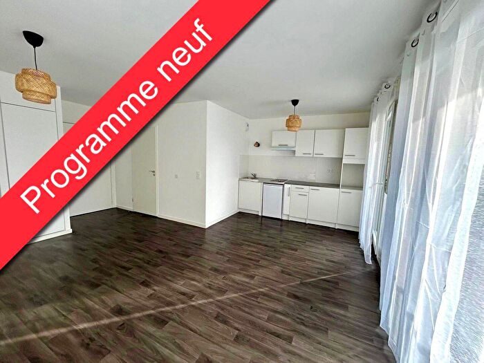 Appartement à louer - Ouest Nord, Les Clayes-sous-Bois - 1 pièce