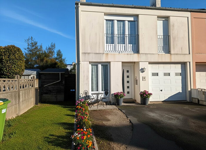 Maison à vendre - Montoir-de-Bretagne - 5 pièces - 3 chambres