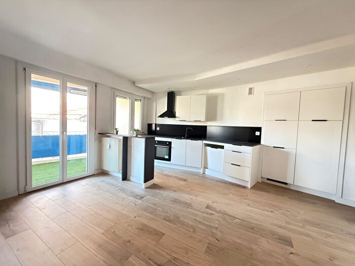 Appartement à vendre - Antibes, Juan-les-Pins, Le Cap - 2 pièces - 1 chambre