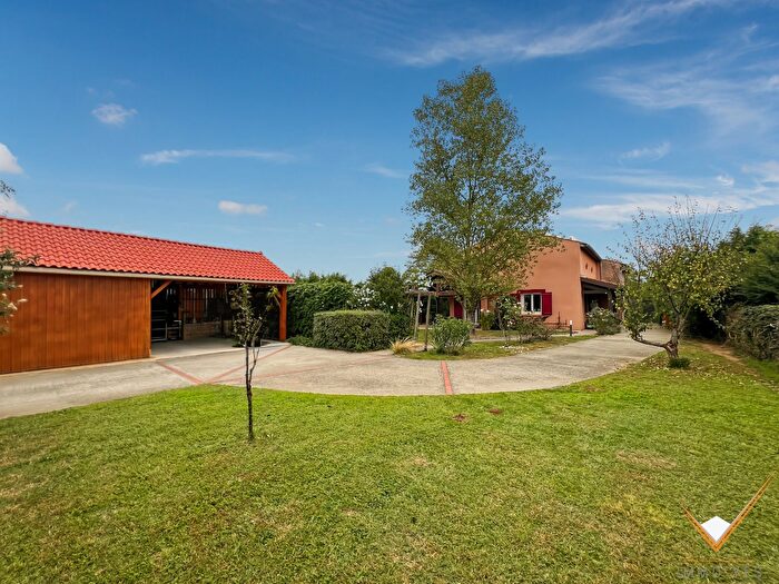 Maison à vendre - Saint-Lys - 8 pièces - 6 chambres