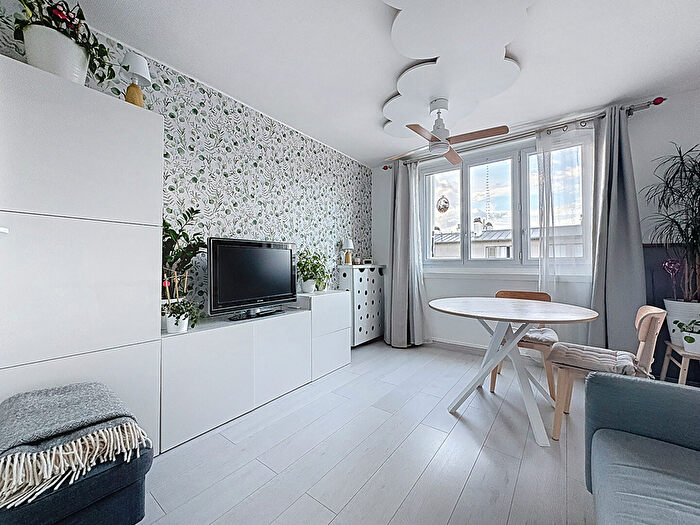 Appartement à vendre - Nanterre, Vieux Pont - 3 pièces - 2 chambres