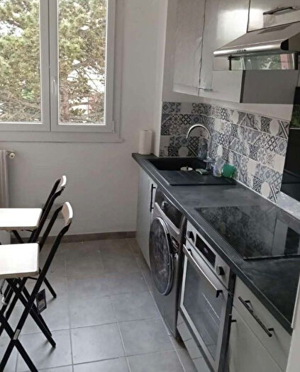 Coubron : Appartement 1 pièce à louer