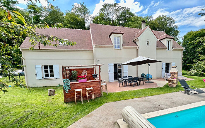 Maison à vendre - Marines - 9 pièces - 6 chambres