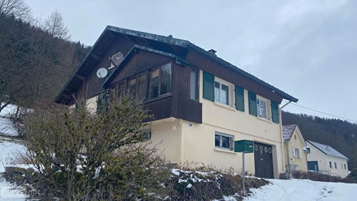 Maison 5 pièces à Jougne, à vendre