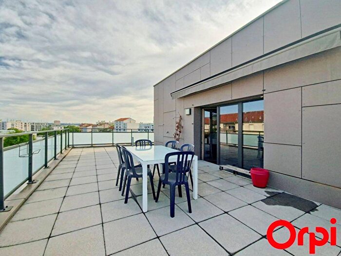 Appartement à louer - Ferrandière Maisons-Neuves, Villeurbanne - 4 pièces - 3 chambres