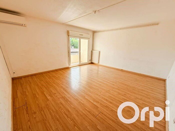 Appartement 4 pièces à louer à Est, Bollène