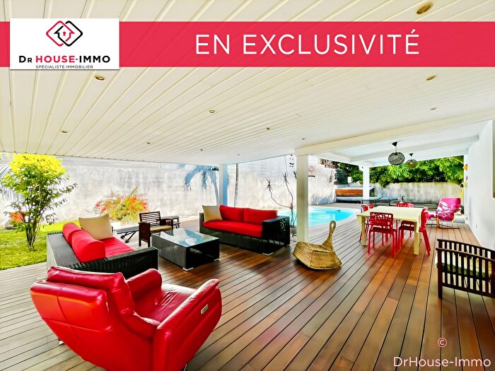Maison 5 pièces à vendre à Saint-Pierre, Bois d'Olive