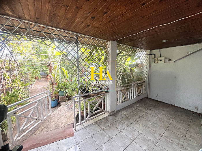 Maison 8 pièces à vendre à L'Étang-Salé, Centre-ville, Ravine Sheunon