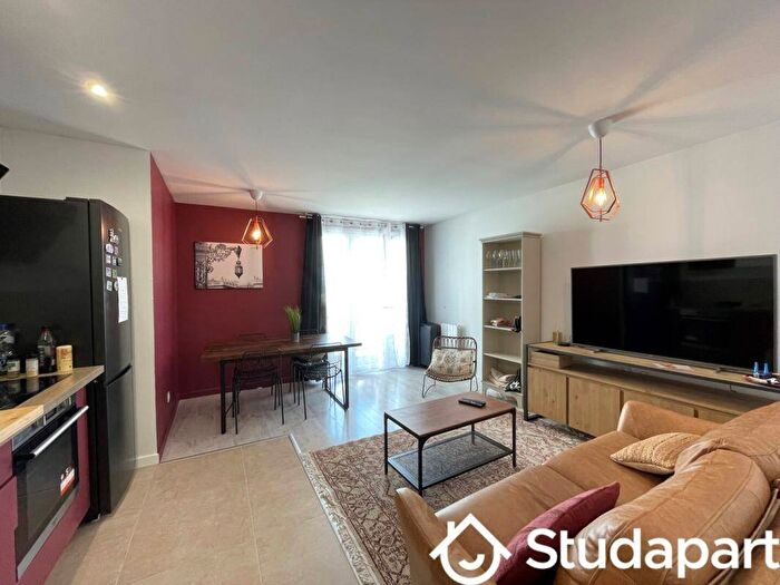 Appartement à louer - Saint-Cyprien, Toulouse - 1 pièce - 1 chambre