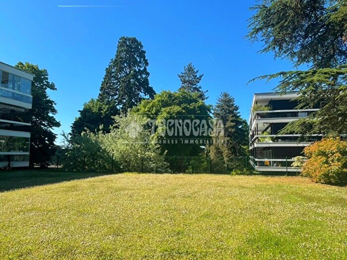 Appartement à vendre - Rocquencourt - 6 pièces - 4 chambres