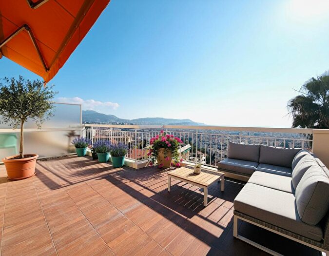 Appartement 4 pièces à vendre - Nice, Saint-Philippe, Estienne dOrves