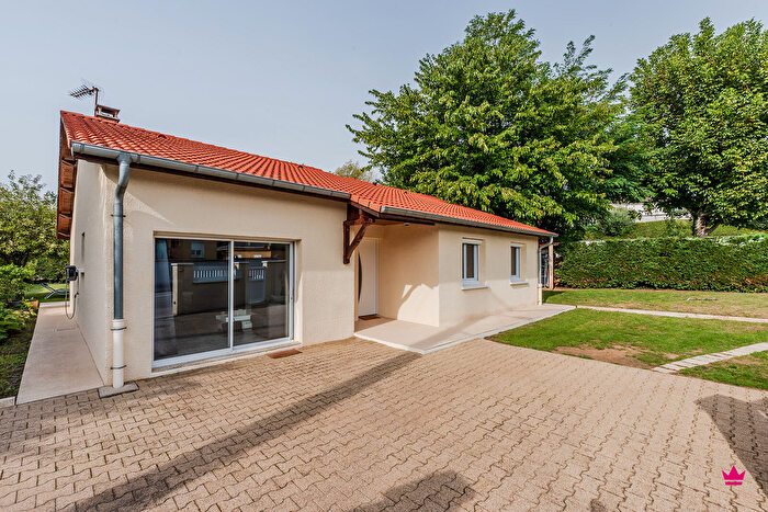 Maison à vendre - Jonage - 5 pièces - 4 chambres