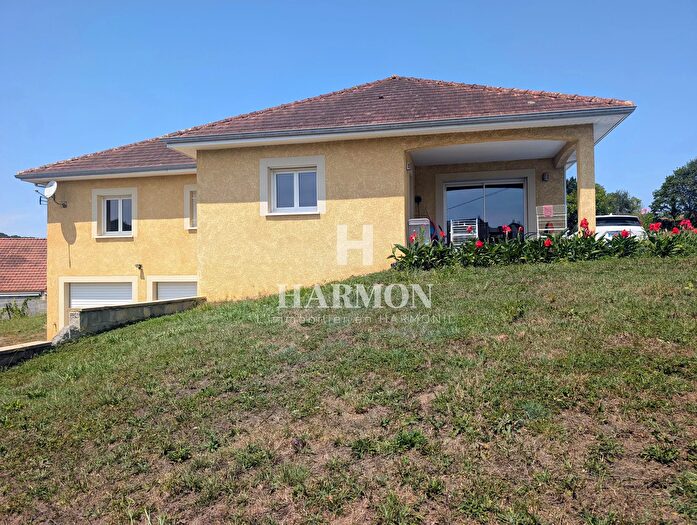 Maison 4 pièces à vendre à Momas