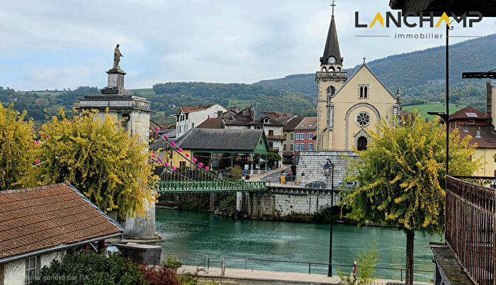 Maison à vendre - Seyssel - 8 pièces - 4 chambres