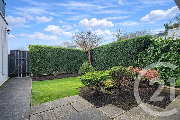 Appartement à vendre - Champs-sur-Marne, Le Nesles - 4 pièces - 3 chambres