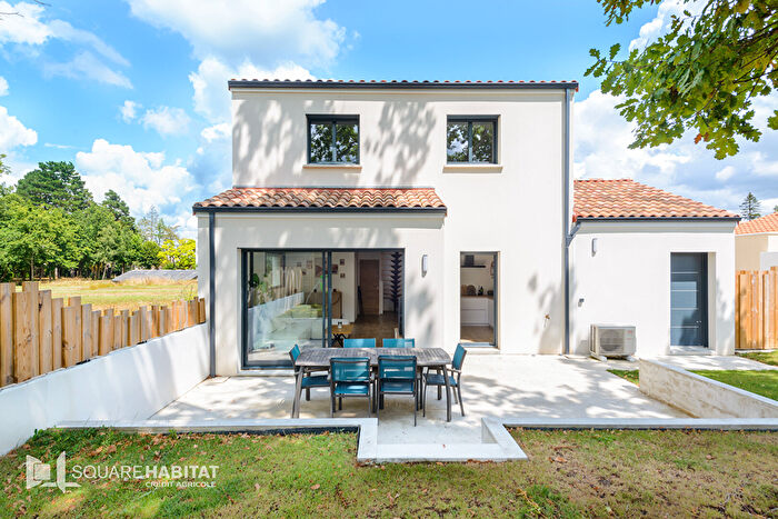 Maison à vendre - Saint-Philbert-de-Grand-Lieu - 5 pièces - 4 chambres