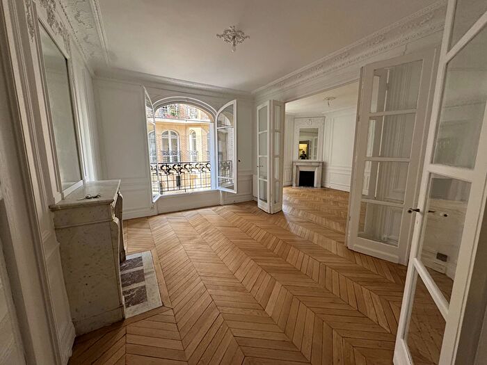 Appartement 3 pièces à vendre à Paris 17ème, Ternes, Maillot