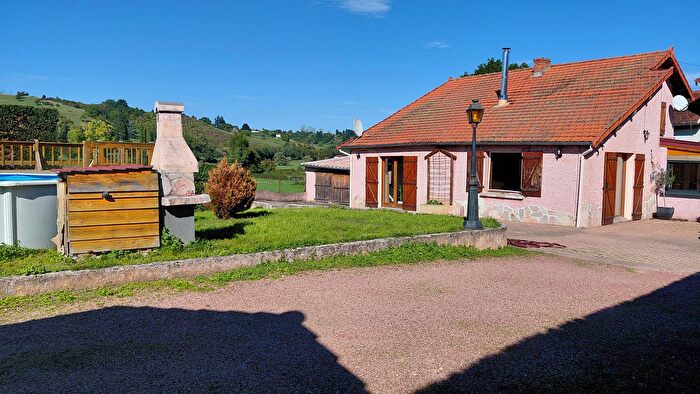Maison à vendre - Pouilly-sous-Charlieu - 4 pièces - 2 chambres