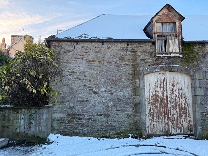 Maison à vendre - Carhaix-Plouguer - 4 pièces