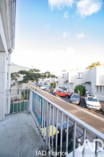 Appartement à vendre - Trappes, Centre-ville, Jaurès, Gare - 2 pièces - 1 chambre