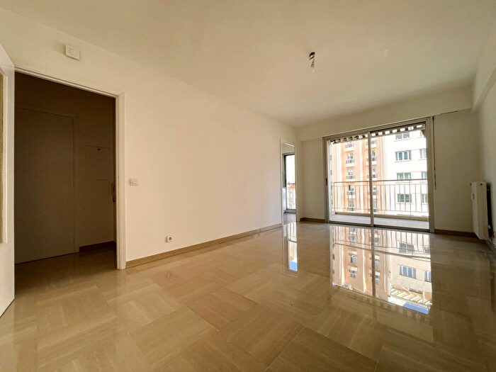 Appartement 1 pièce à Nice, Promenade des Anglais, Rue de France, à louer