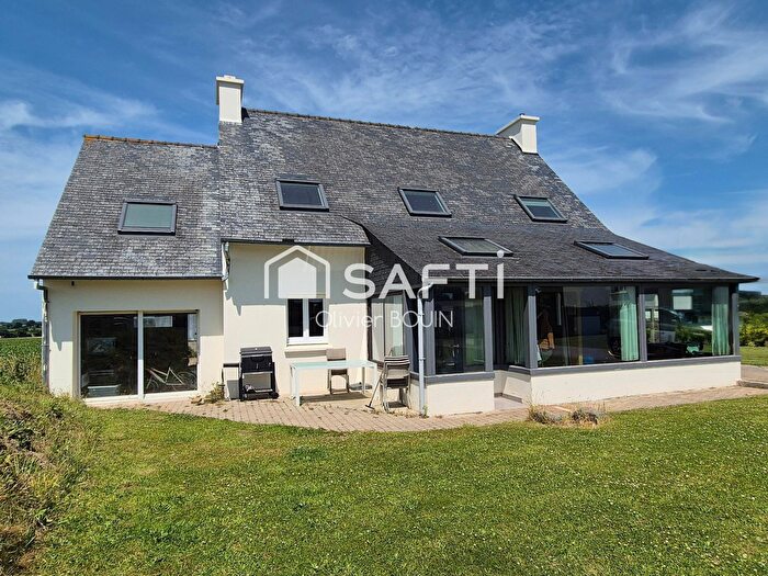 Maison 6 pièces à Saint-Derrien, à vendre