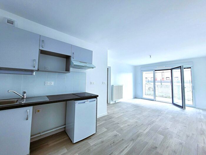 Appartement à louer - Patton Nord Est, Melun - 2 pièces - 1 chambre