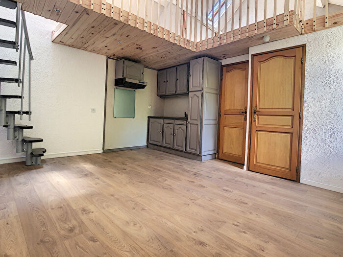 Jagny-sous-Bois : Maison 1 pièce à louer