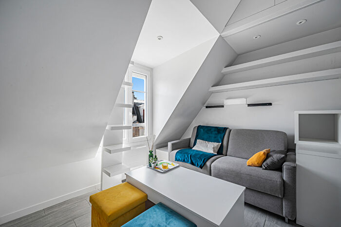 Appartement 2 pièces à vendre à Paris 14ème, Jean Moulin, Porte d'Orléans