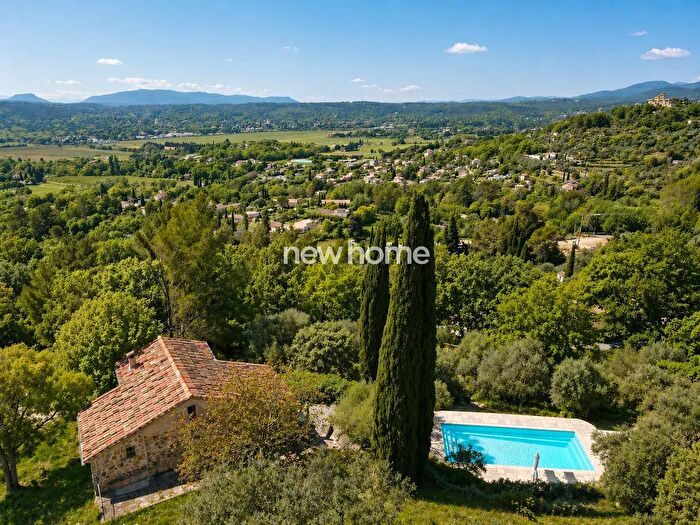 Maison 4 pièces à vendre à Tourrettes