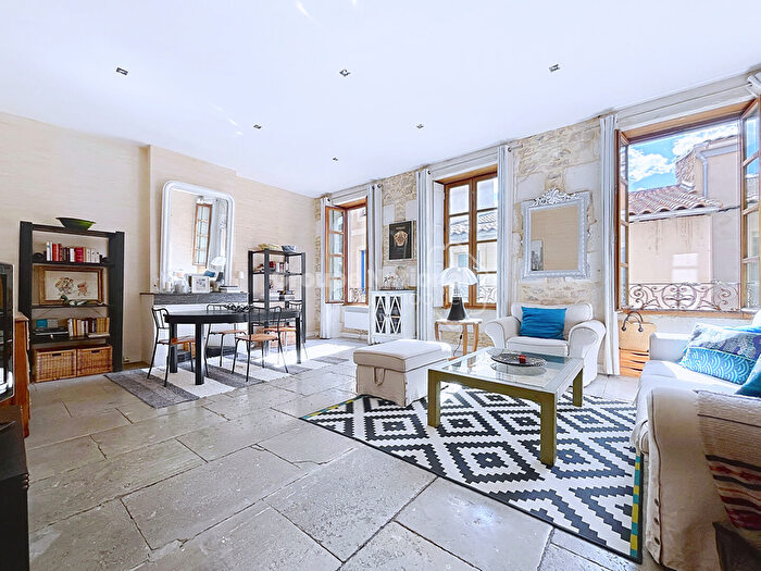 Appartement à vendre - Nîmes, Ecusson, Arènes - 3 pièces - 2 chambres