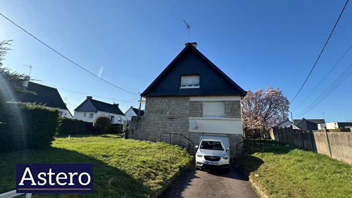 Maison 6 pièces à Pontivy, Château-Gaillard, à vendre