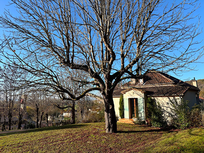 Maison à vendre - Colayrac-Saint-Cirq - 6 pièces - 3 chambres