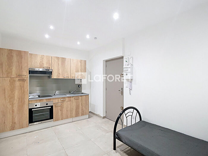 Appartement à louer - Roquevaire - 1 pièce