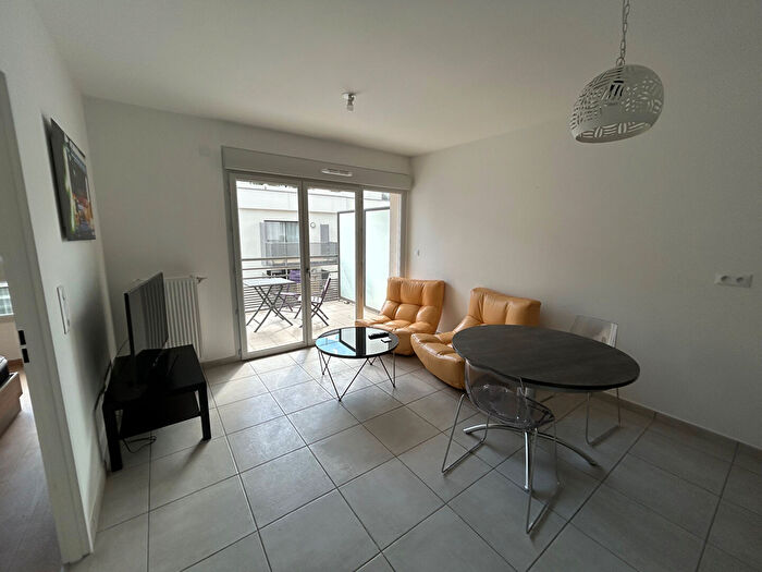 Appartement à louer - Aix-les-Bains, Ouest - 2 pièces - 1 chambre