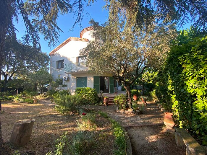 Saint-Brès : Maison 6 pièces à vendre