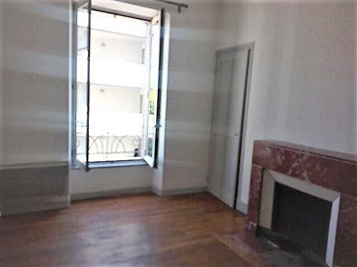 Berriat-Ampere, Grenoble - Appartement 1 pièce à louer