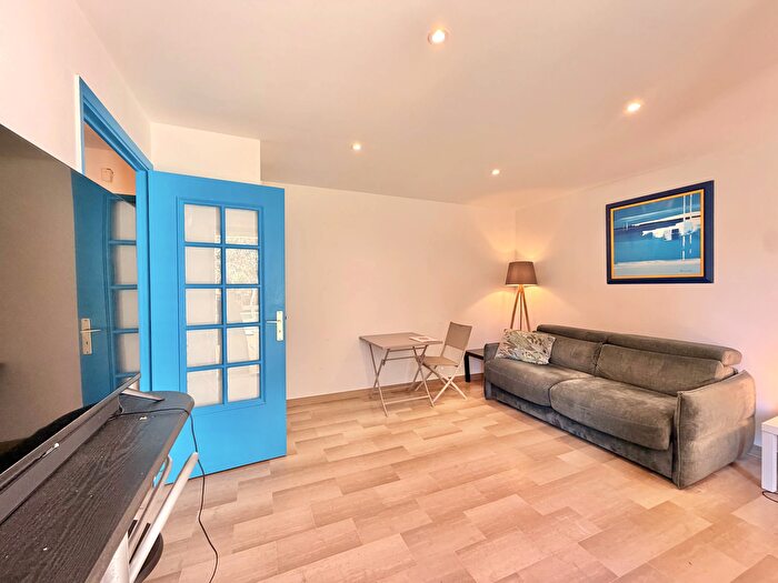 Appartement 1 pièce à louer à Vallauris, Golfe Juan, Vieux Port